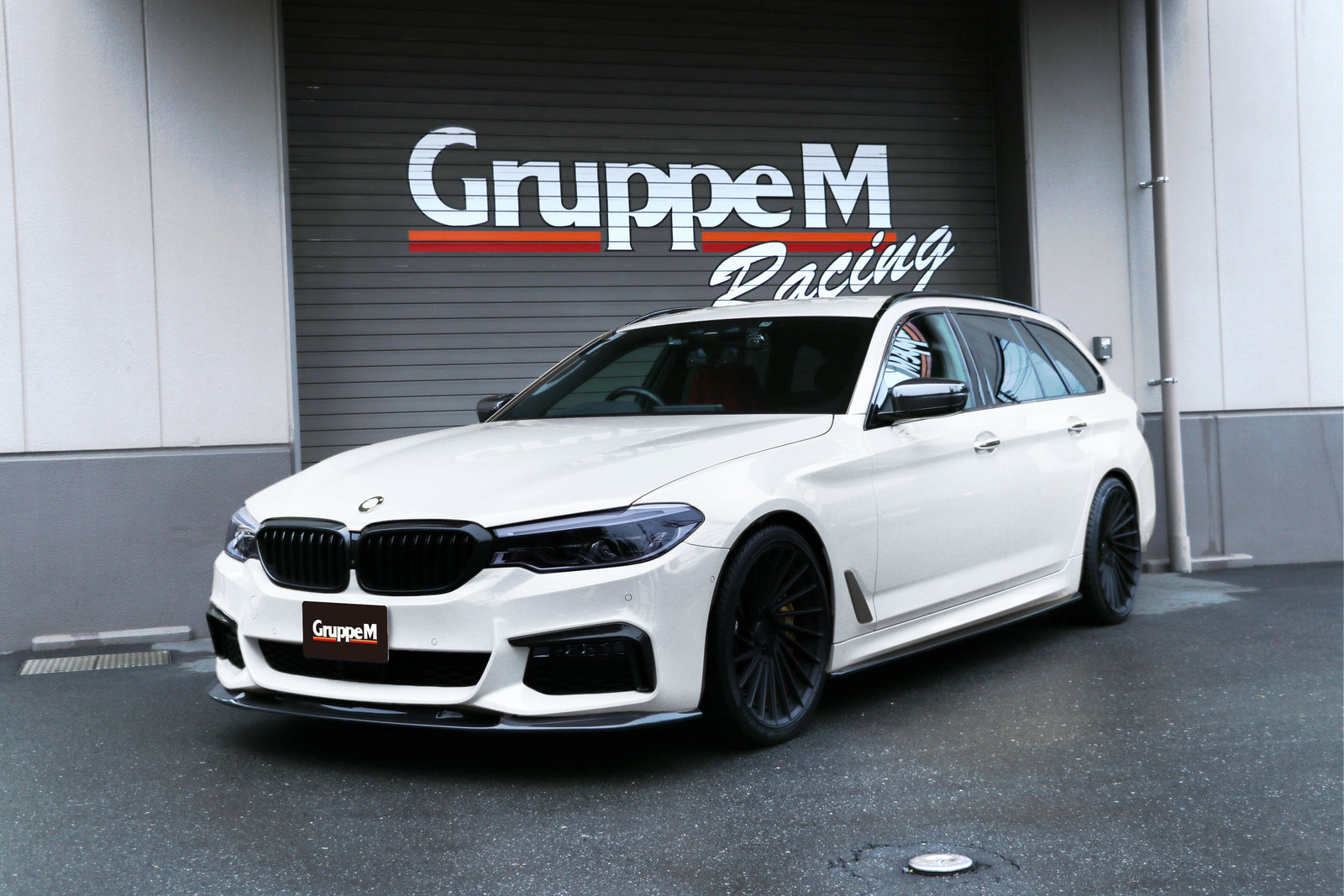 GruppeM | Official Shop | Ram Air System | BMW | 5 SERIES [F30/31] | 2 ...